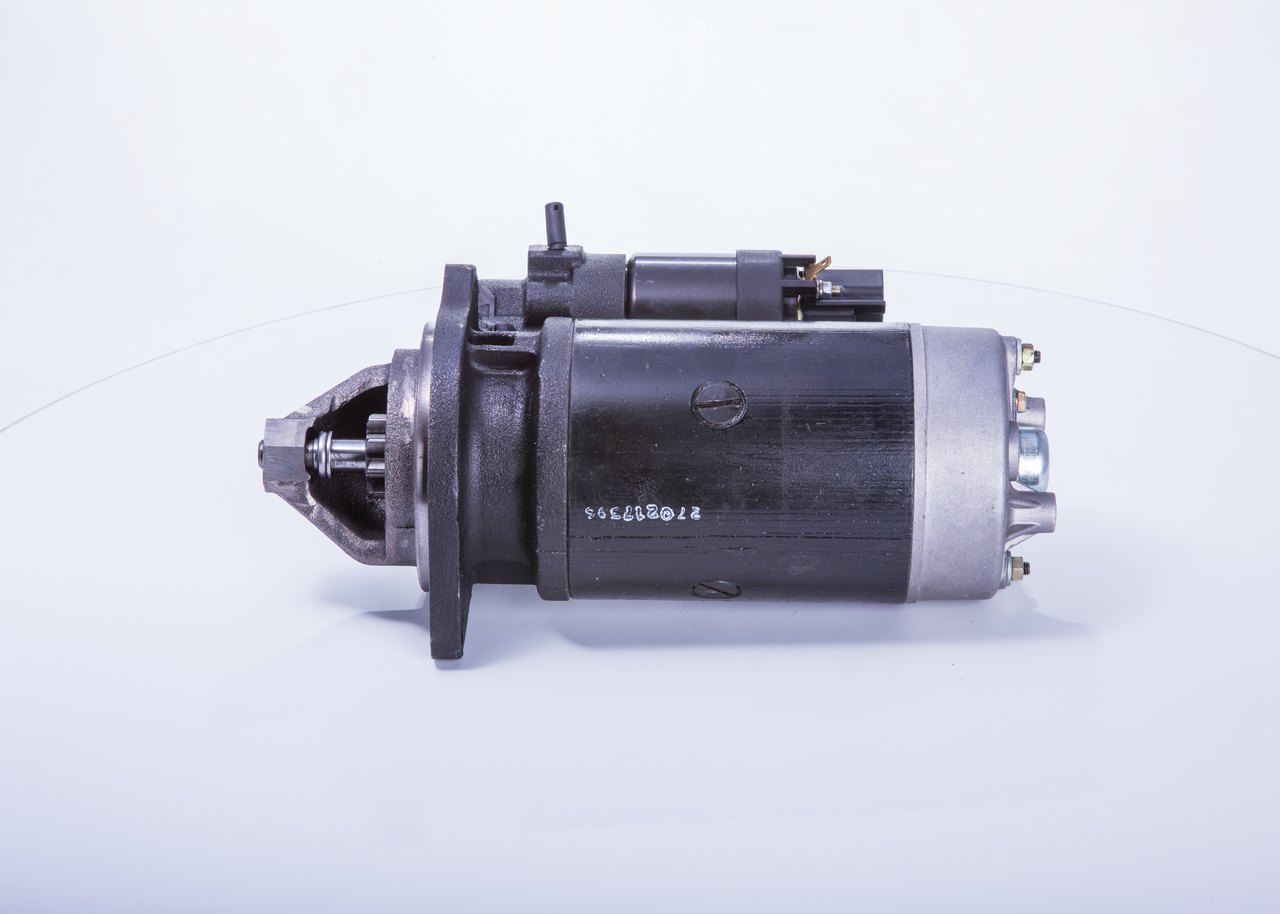 F 002 G20 814 BOSCH DE114L 12V R: NHIL 75H Démarreur 12V, 3kW, Nbr ...