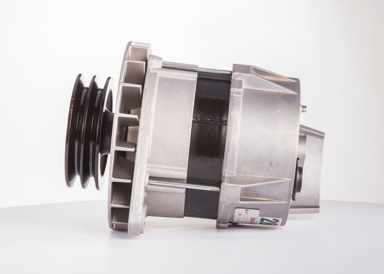 9 120 456 044 BOSCH T1 (R) 28V 140A Alternador 28V, 140A, excl. bomba ...